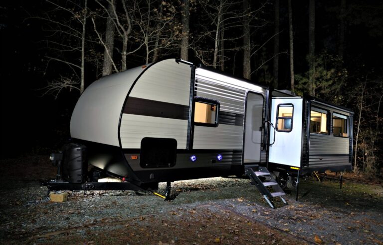 RV Slide-Out Stuck? Manual RV Slide-Out Adjustment Tips To Try | RVing ...